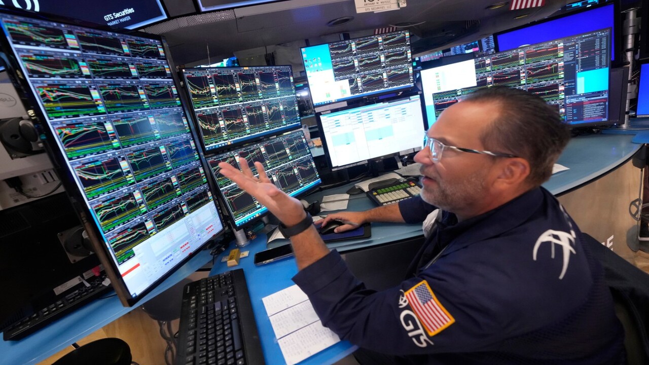 Ξύπνησαν οι μικρομεσαίες - Chartswar